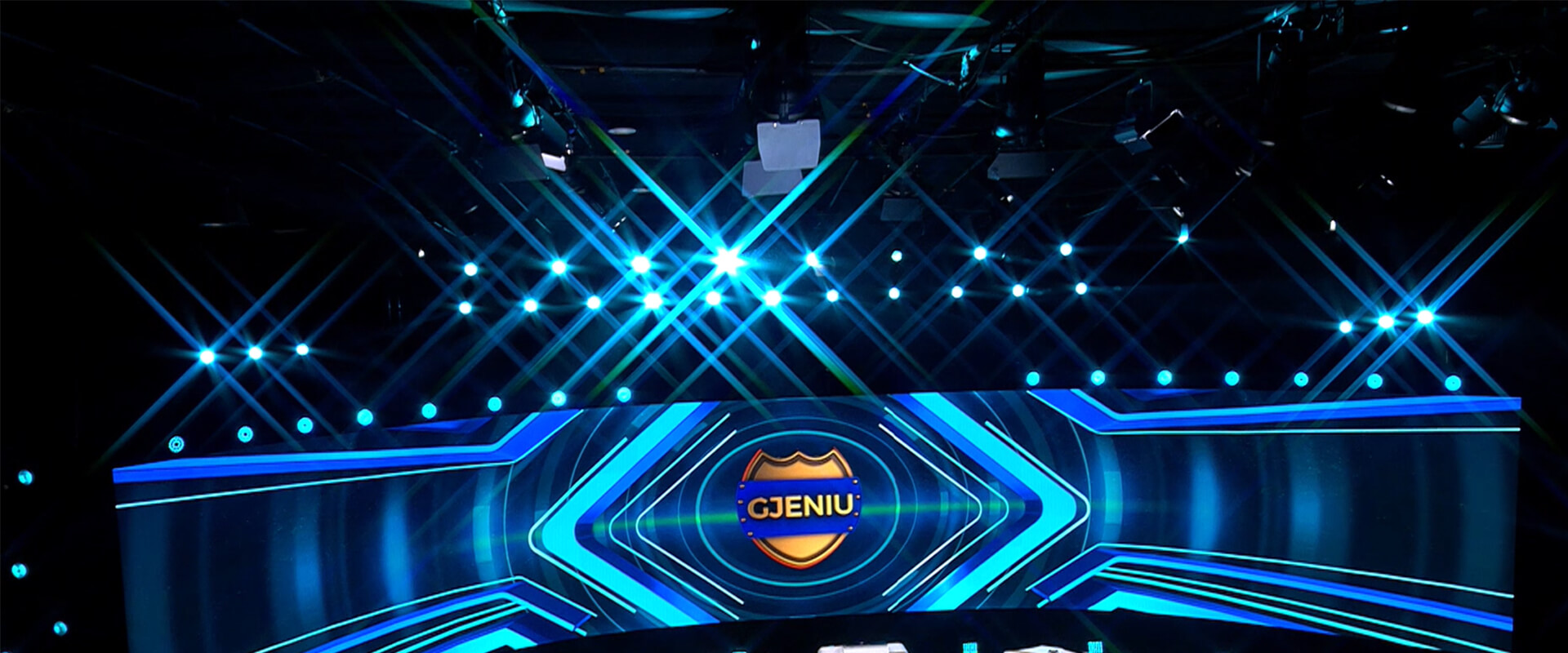 China LED Studio & Stage Lighting Manufacturer - THE ONE STUDIO